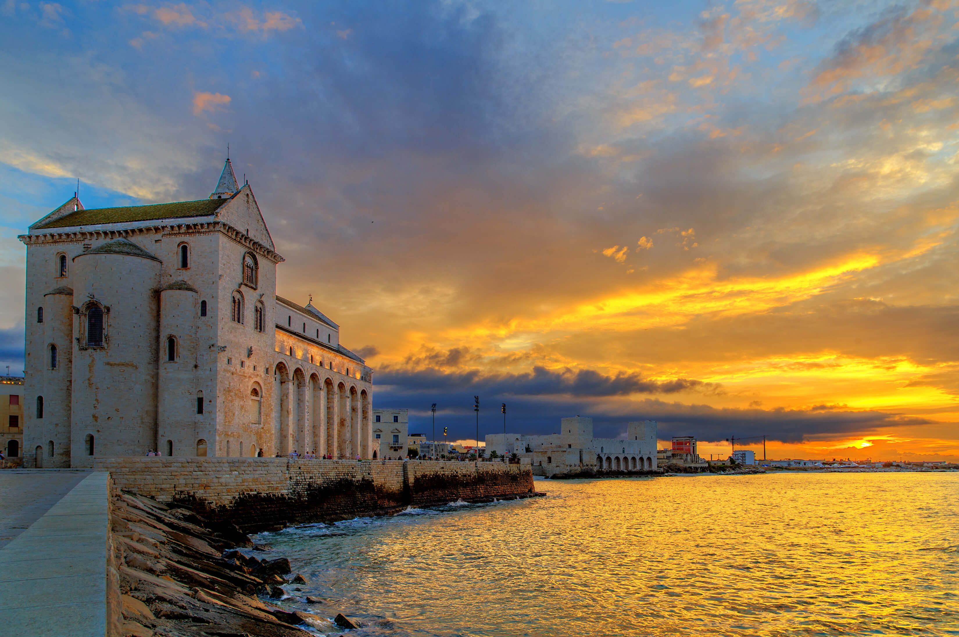 Apulija z Matero - z avtobusom | Turistična agencija Trud